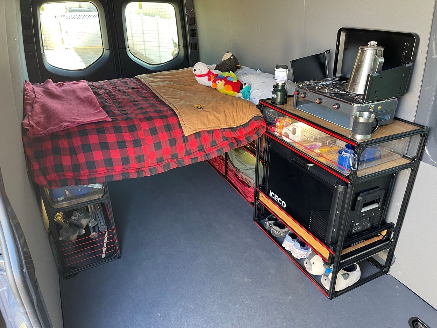 Ram ProMaster 118 Camper Van Conversion Kit | Bed Kit | DIY – TNTvans